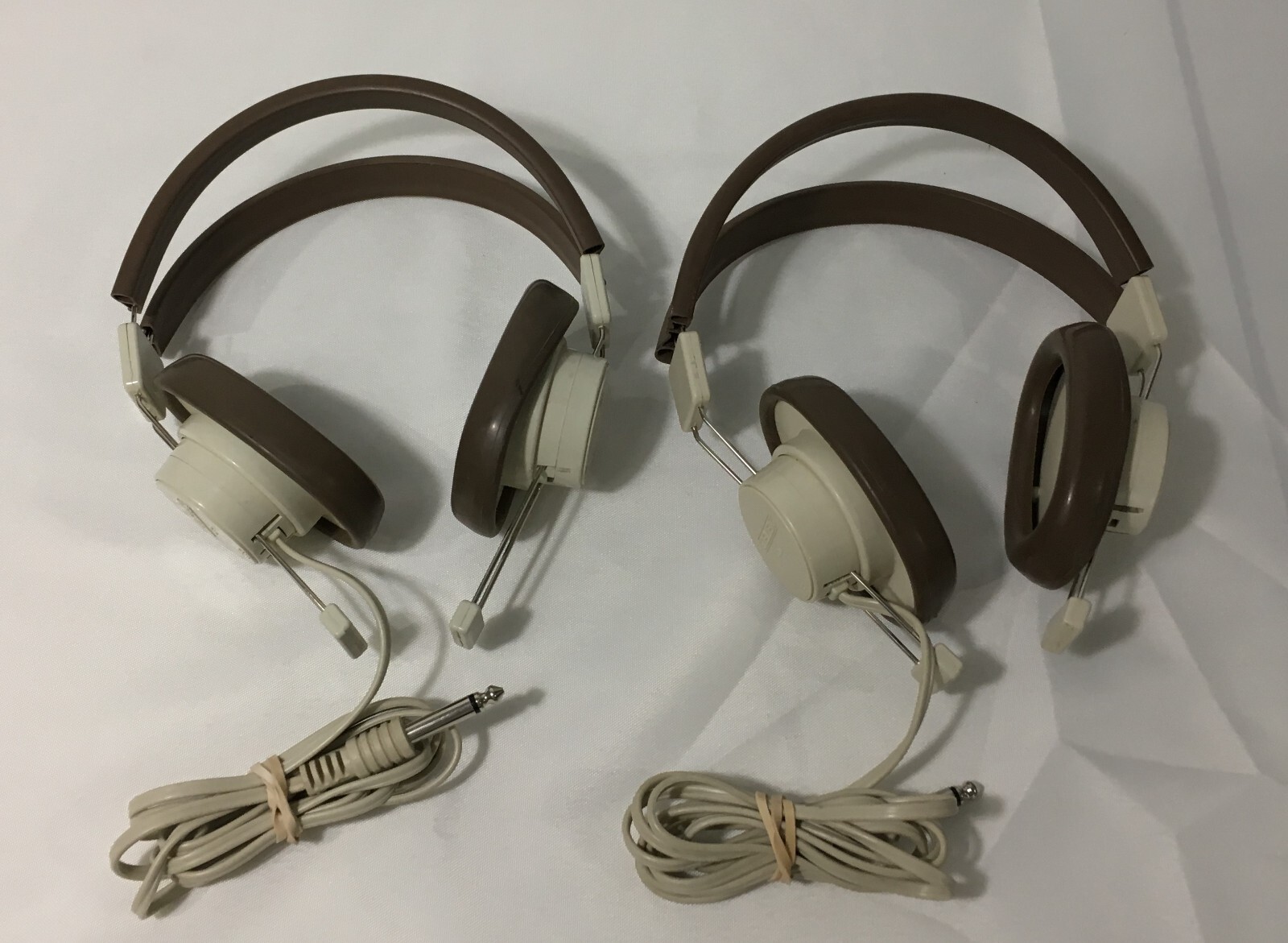 2 VINTAGE TELEX 610 / BROWN & GRAY STEREO HEADPHONES - ADJUSTABLE ...