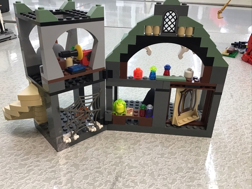 LEGO Harry Potter: Professor Lupin's Classroom (4752) 100% Complete ...
