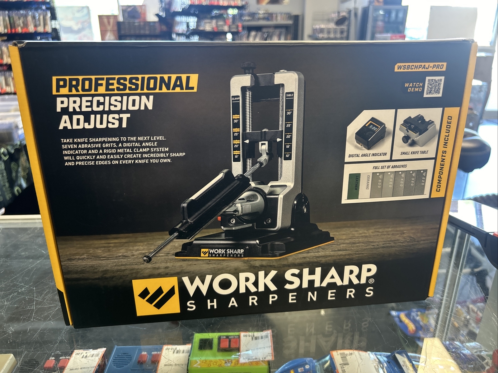 Work Sharp WSBCHPAJ-PRO Professional Precision Adjust Knife Sharpener ...