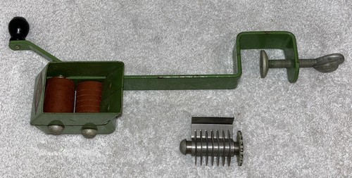 Antique RARE Easy-Aid Bean Slicer & Pea Sheller Green Hand Crank EUC | eBay