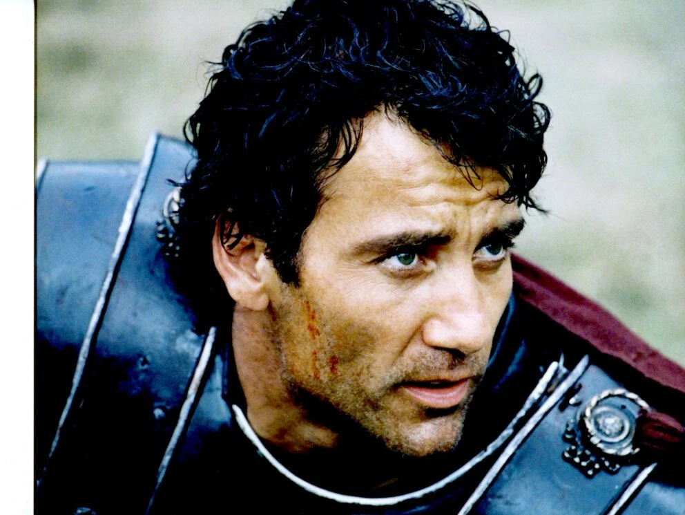 Clive Owen Shirtless