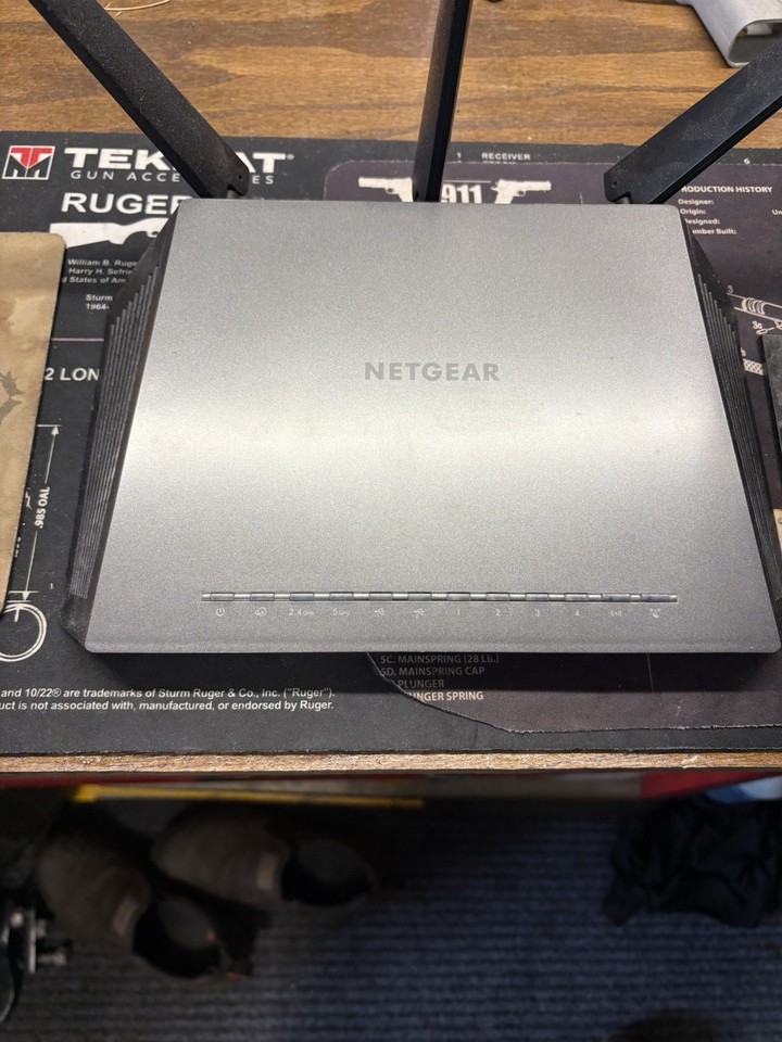 NETGEAR Nighthawk R7000 AC1900 Smart WiFi Router plus WN2000RPTv3 ...