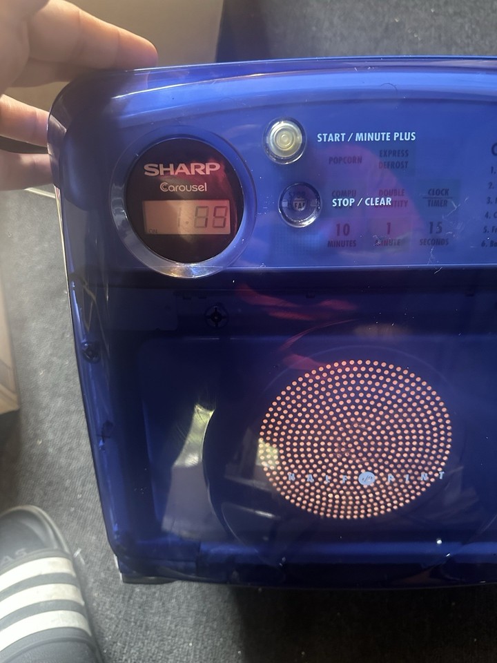 Retro Sharp Carousel Half Pint Microwave Oven R-120DB Blue Dorm Compact ...
