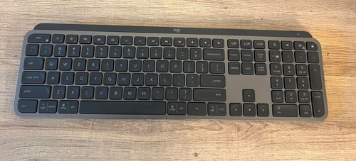 Logitech MX Keys Bluetooth Illuminated Wireless Rechargeable keyboard ...