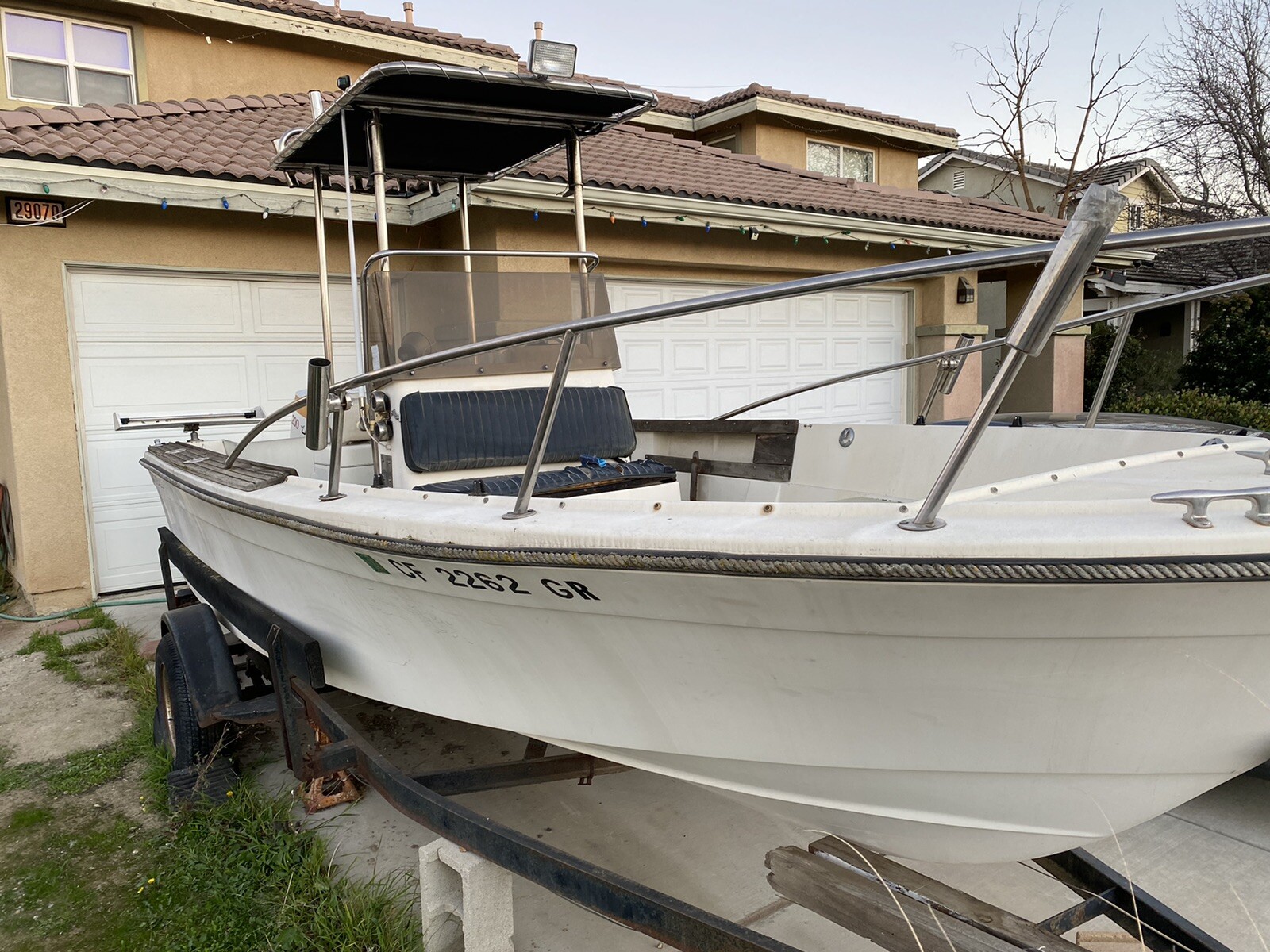 Amf Robalo fishing boat Needs A Lot Of Work Center Console | eBay