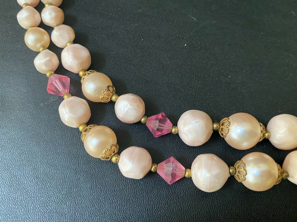 Vintage 2 Strand 2 Tone Pink Plastic Necklace " Lisner " | eBay