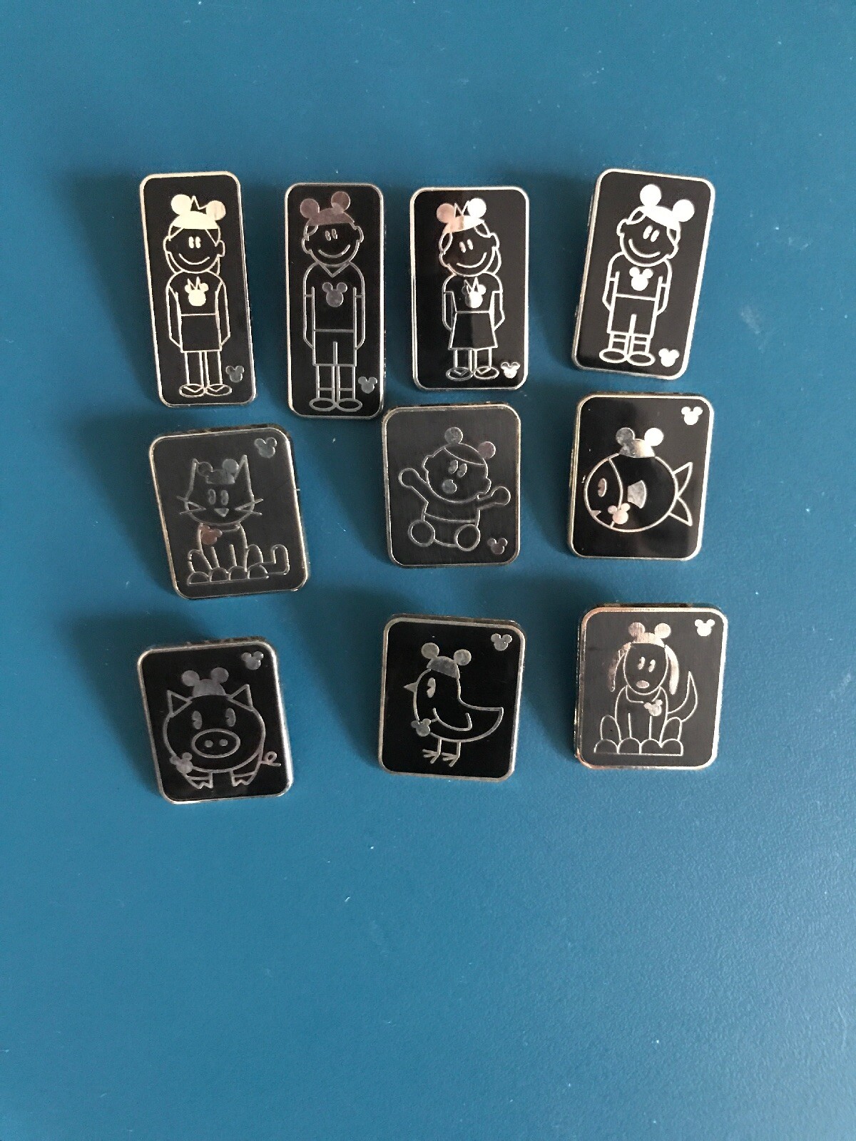 Disney WDW Hidden Mickey Family Pin Set With Mouse Ears 9 Pins Includes ...
