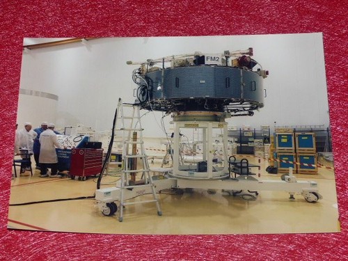 [ESA SPACE RESEARCH] ORIGINAL PHOTOGRAPH MISSION CLUSTER 1995 SATELLITE ...