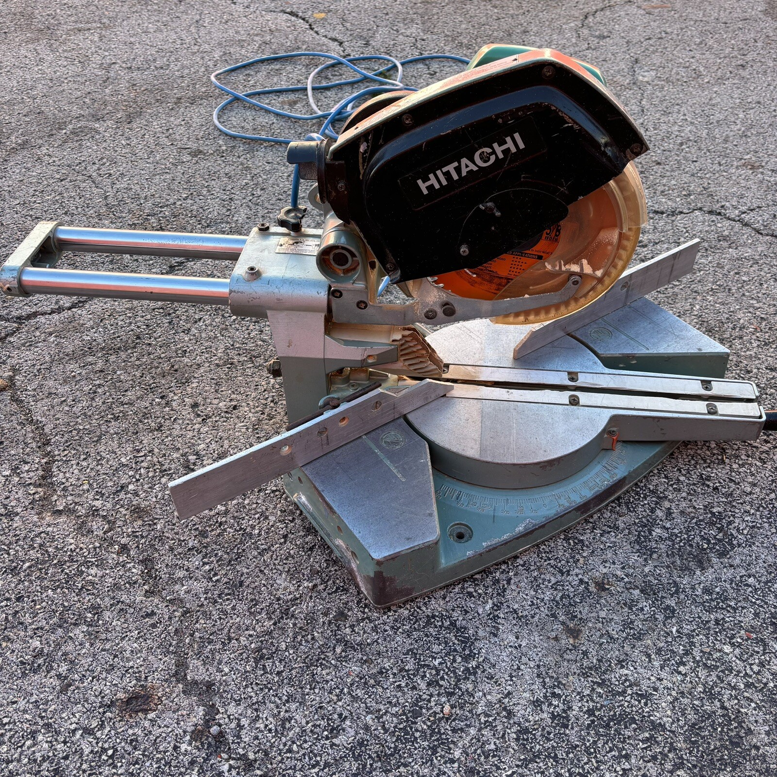 Hitachi C8FB2 Sliding Slide Compound Miter Saw 8 1/2" for sale online ...