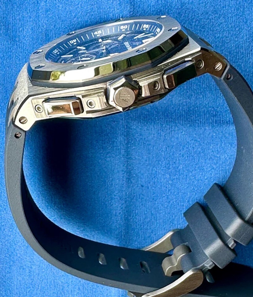 Audemars Piguet Royal Oak Offshore Blue Men's Watch - 26480TI.OO.A027CA ...