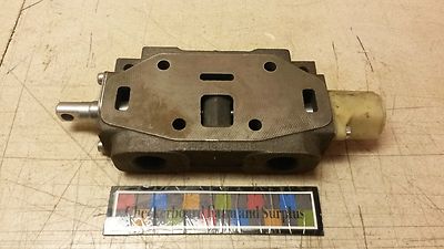 NOS Parker-Hannifin Valve and Housing Assembly VA20-DA3 3418700063 ...