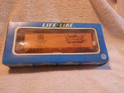 Life-Like Reefer Santa Fe HO Scale | eBay