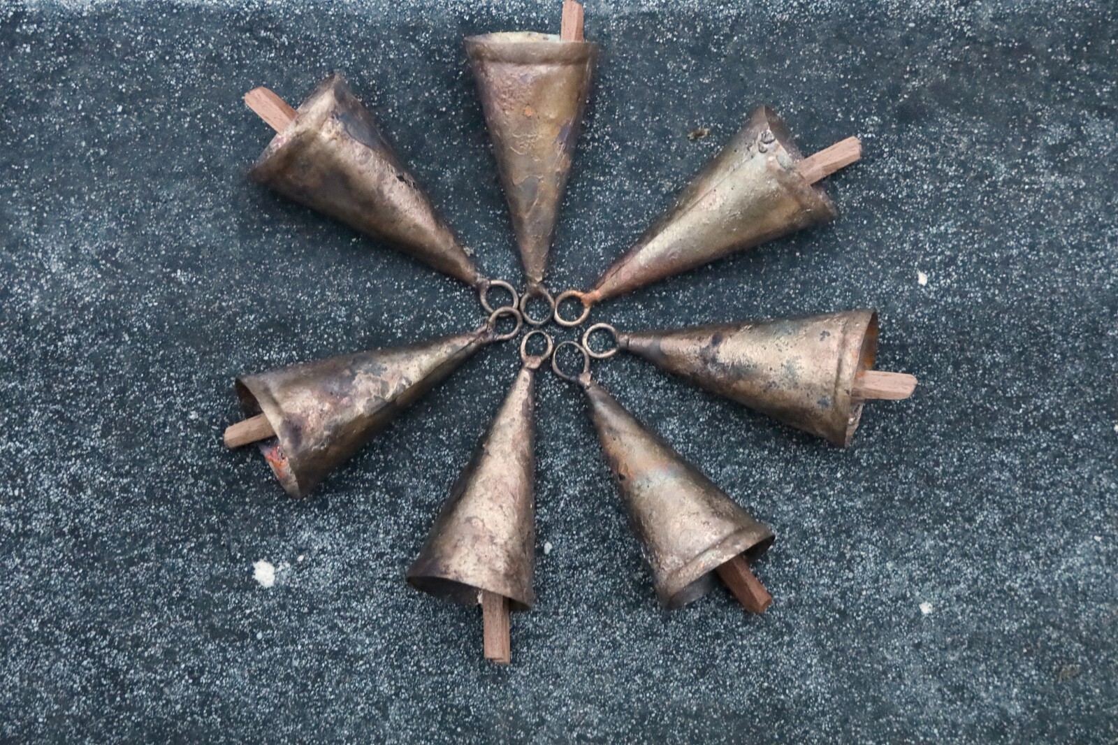 Vintage Indian Triangle Cone Bells Rustic Chime Jingle Bell For Crafts ...