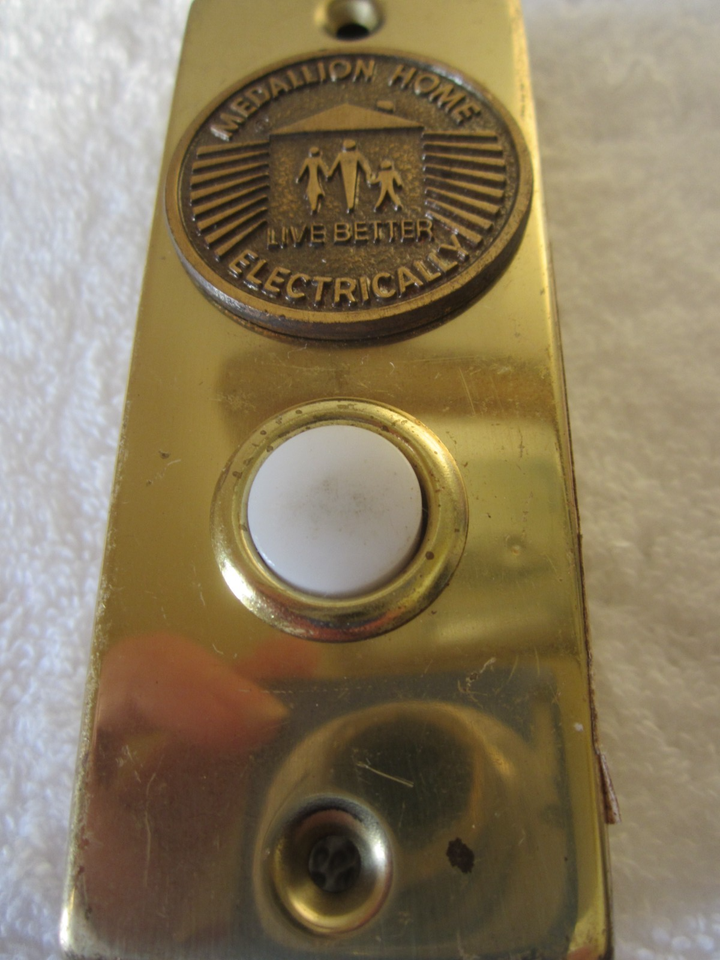 MCM TOTAL ELECTRIC GOLD MEDALLION HOME AWARD LIGHTED DOORBELL OLD HOUSE ...