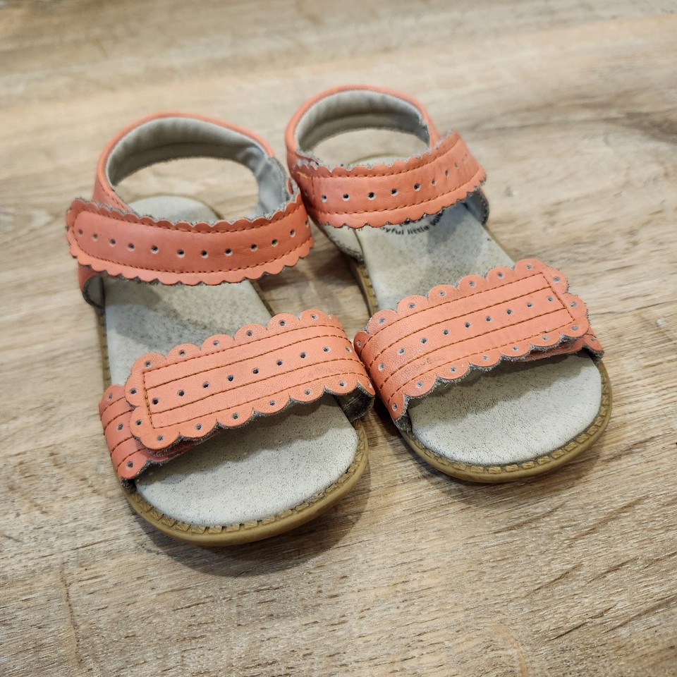 LIVIE & LUCA Shoes Posey Sandals Peach - Girls Size 9 Strappy Sling ...