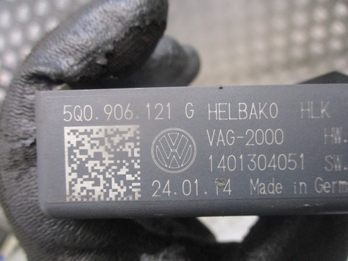 Volkswagen VW Golf Mk7 2012 RHD Fuel Pump Control Unit Module ECU ...