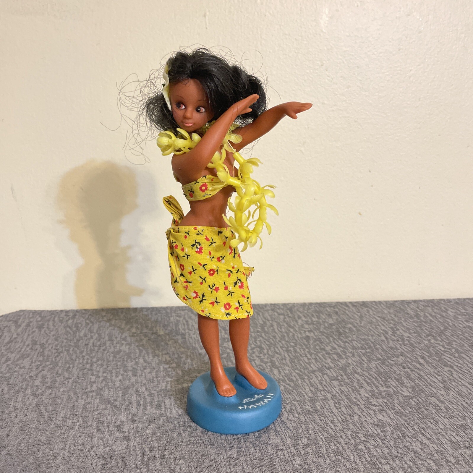 10” Vintage 1970s Hawaiian HULA GIRL Busty Dancer Figure Tiki Made Hong ...