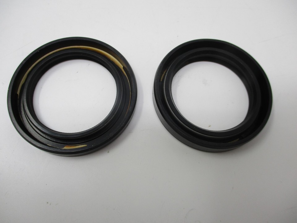 Genuine Kawasaki FJ400 Crankshaft Oil Seals for John Deere M149281 ...