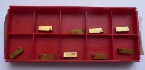Sandvik Coromant N151.3 300-25-7P 4125 (9 inserts), bruised box | eBay