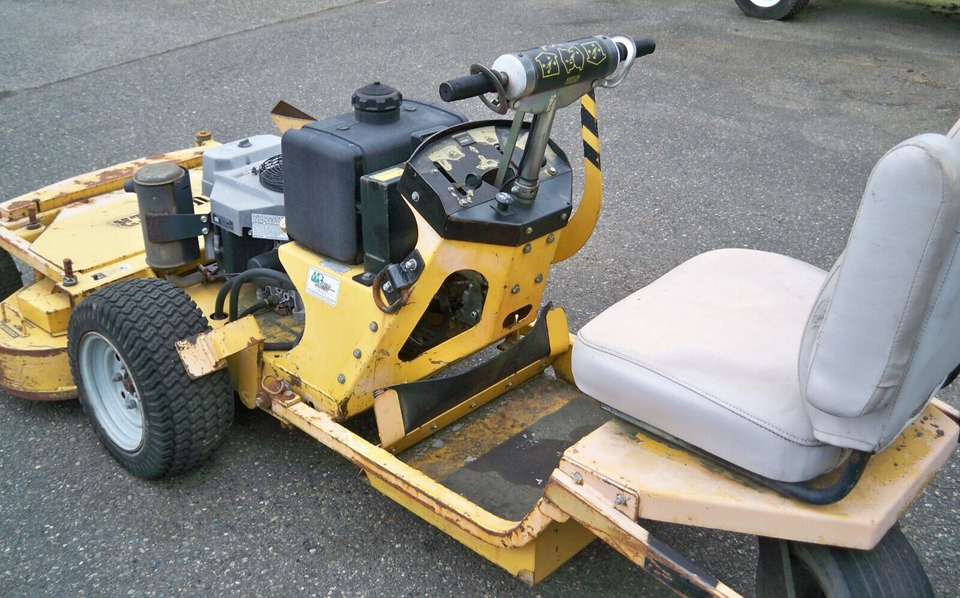 Hustler Hydrostatic 48in. deck Rotary Lawn Mower id:821 | eBay