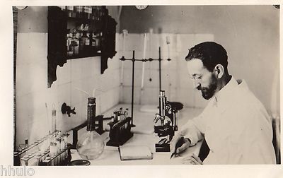 BK663 Carte Photo vintage card RPPC Homme science scientifique ...
