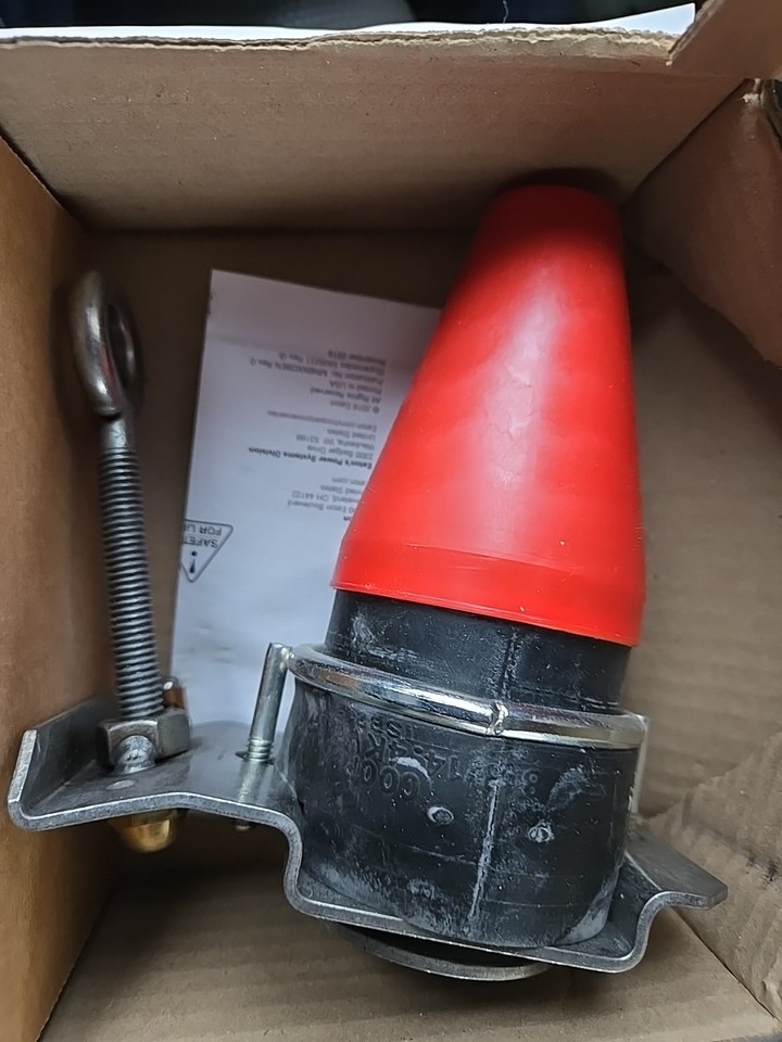 COOPER EATON ISB215 INSULATED STANDOFF BUSHING, 8.3/14KV, 15KV CLASS ...