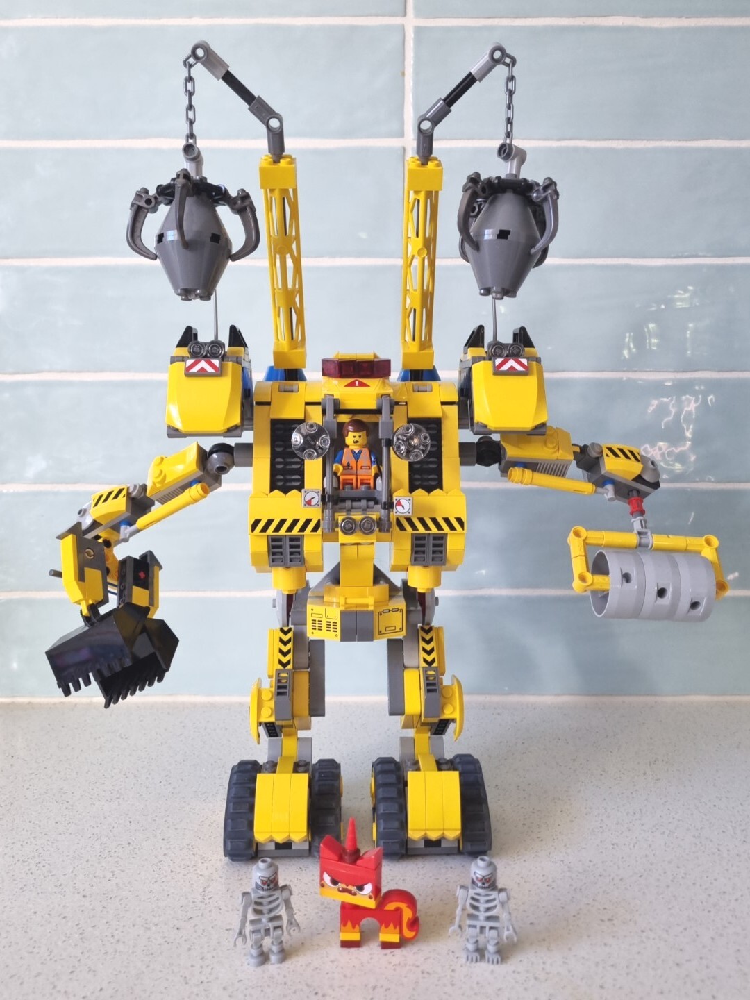 LEGO The LEGO Movie: Emmet's Construct-o-Mech (70814) for sale online ...