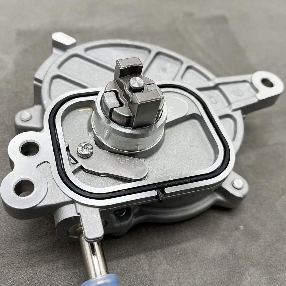 NEW 29300-F0012 Power Brake Booster Vacuum Pump ASSY For TOYOTA LEXUS ...