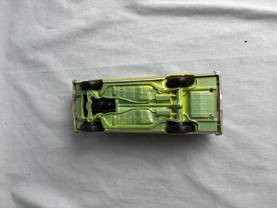 1965 Chevrolet Malibu SS 1/25th Scale Plastic Promo Model Green Chevy ...