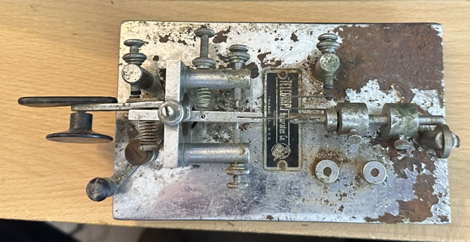 Telegraph Apparatus Co Key Keyer Heavy Metal Base HAM Radio Morse Code ...