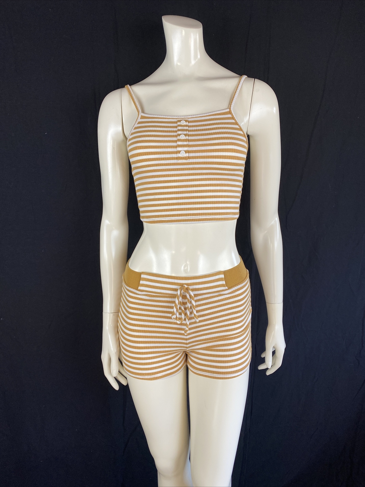 Bozzolo Shorts & Top Juniors Size S, Brown and White Horizontal Stripes ...