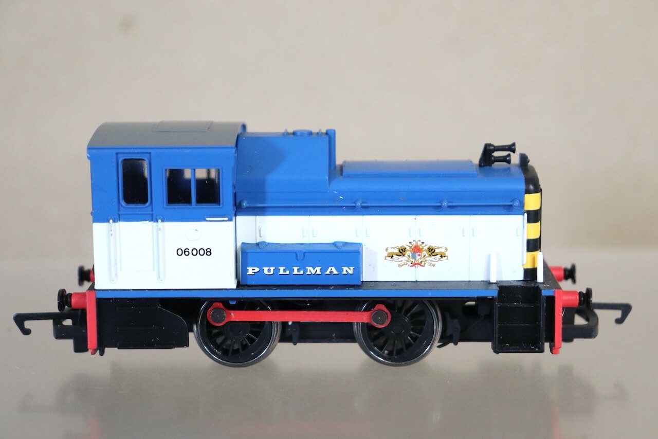 Hornby R2783 BR Class 06 Diesel No 06008 Pullman Shunter Club ...