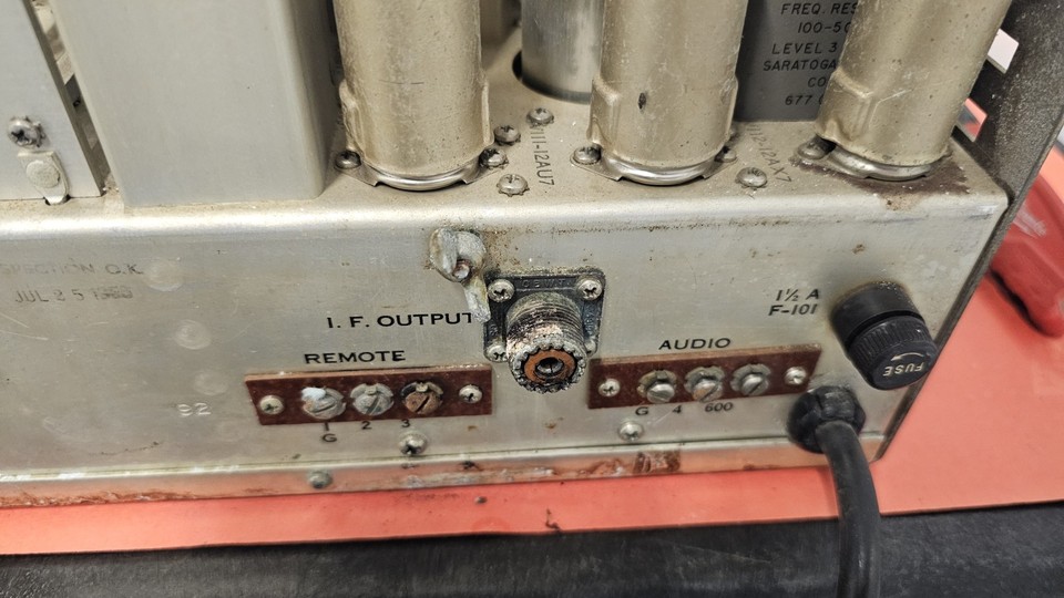 COLLINS R-388 / URR Radio Receiver U-S-ARMY Collins. Only power is ...