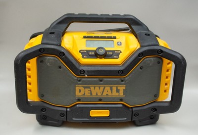 (MA4) DeWalt DCR025 20V MAX Jobsite Bluetooth Radio Charger | eBay