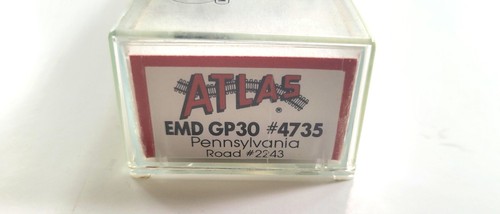 Atlas N Scale EMD GP30 PRR Pennsylvania Locomotive Road #2243 - New | eBay