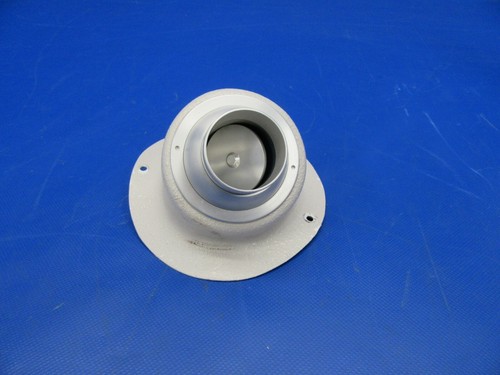 Diamond DA40 Wemac Vent & Outlet Rear RH DA4-2153-14-00 / AV576505-2 ...