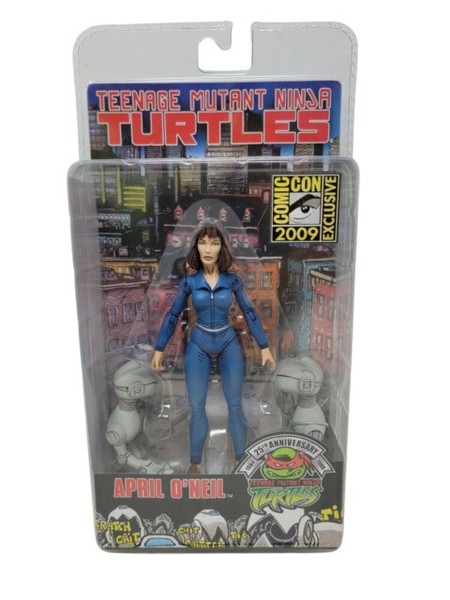NECA Teenage Mutant Ninja Turtles - April O'Neil Action Figure (25th ...