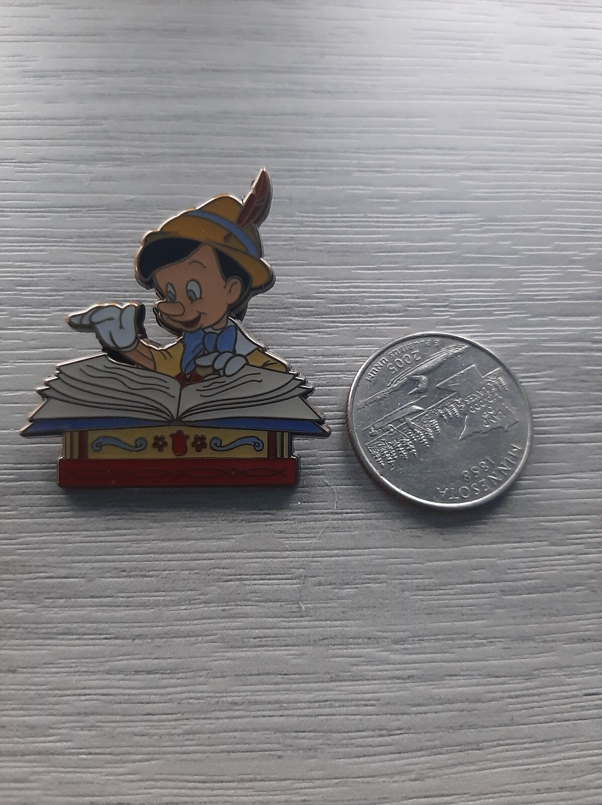 Pinocchio Reading Chase Pin Cute Exclusive Limited Edition Disney | eBay