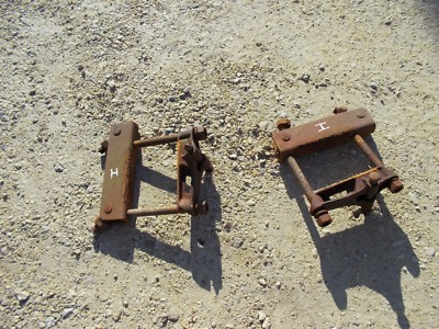 Farmall H SH 300 350 Tractor IHC drawbar drawbar axle cultivator rear ...