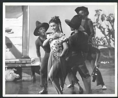 HOLLYWOOD MITZI GAYNOR ACTRESS DANCING STUNNING VTG ORIGINAL PHOTO | eBay