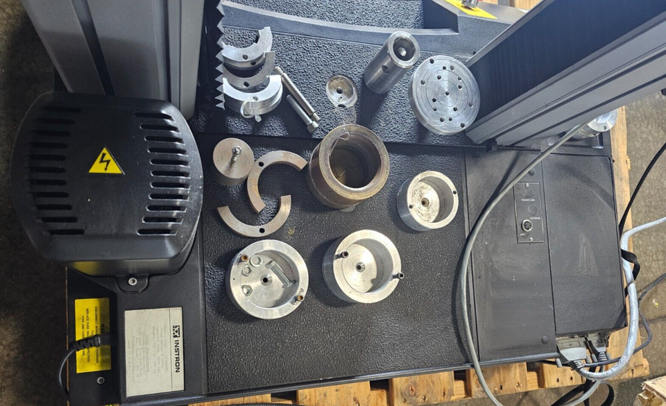 Instron 4466 Tensile Tester Compression 10KN/2250LB Capacity Load Frame ...