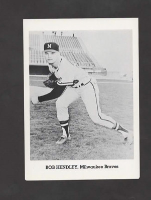 1962-65 Jay Publishing Photo Type 2 BOB HENDLEY (pitcher's follow ...