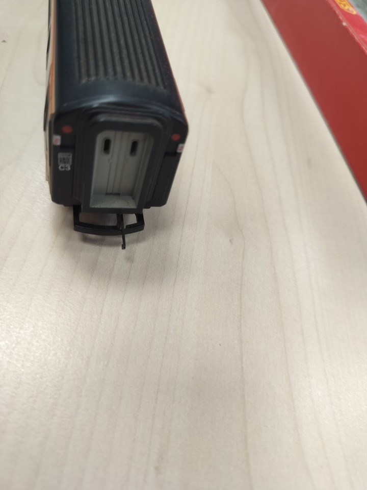 Hornby BR Intercity 225 Swallow Mk4 Buffet Catering Car R408 oo gauge ...