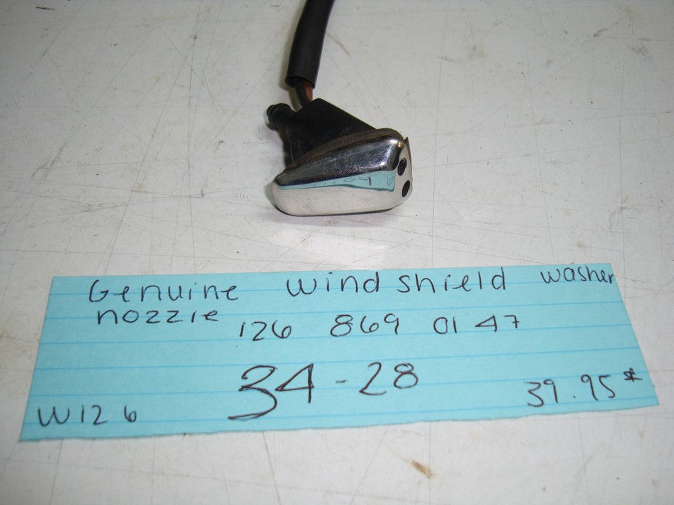 Mercedes-Benz W126 300SD 380SE windshield washer nozzle 126 869 01 47 ...