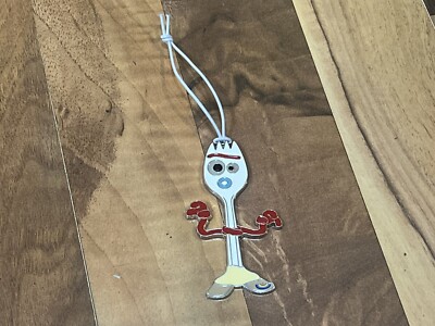 Disney Toy Story 4 Forky Flat Metal ORNAMENT COLLECTIBLE enamel fork ...