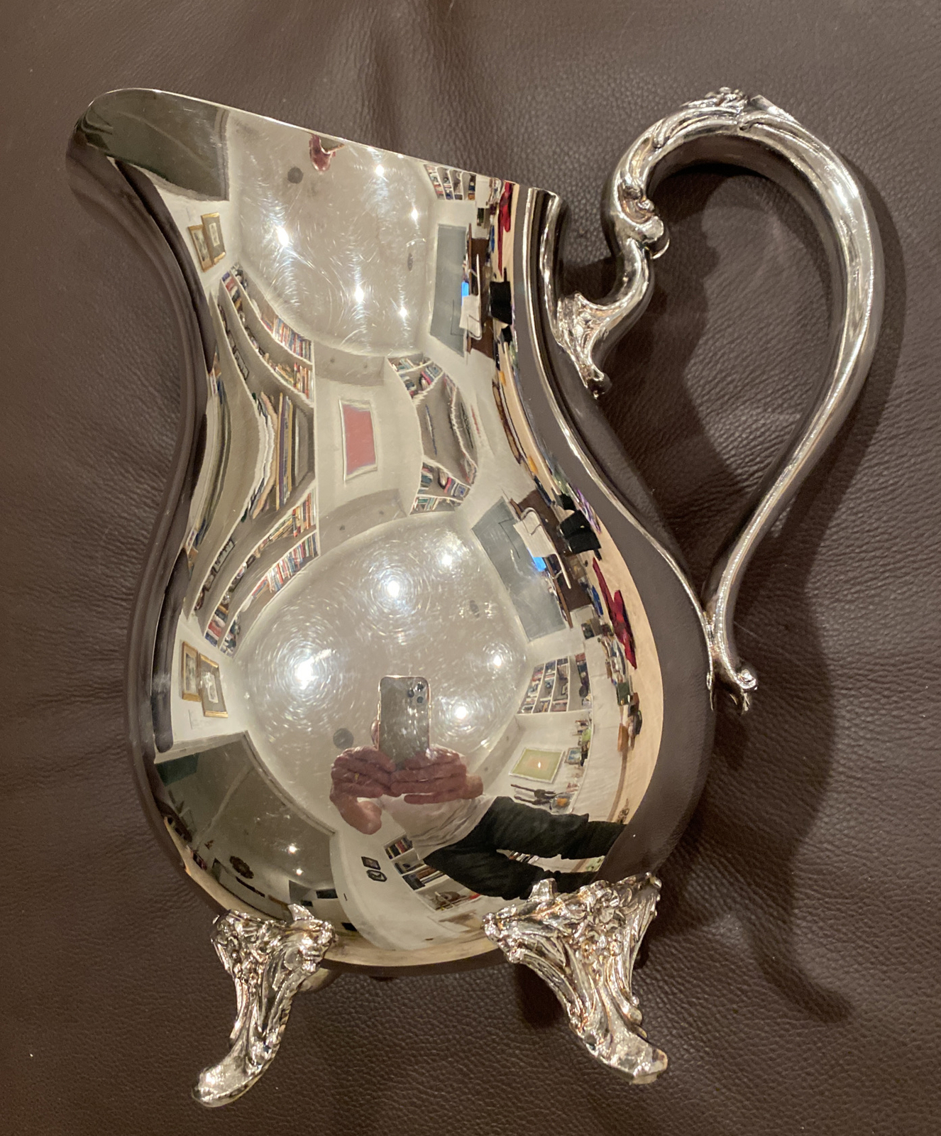 Stunning Vintage Oneida Silver-Plated Footed Water Pitcher With Ice Lip ...