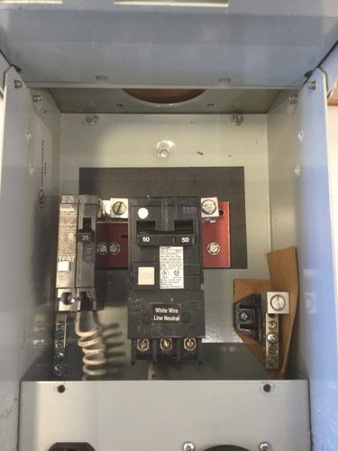 Siemens PO2050 Nema3R 70A 120/240V 20A Duplex 50A 4 Wire Receptacles ...