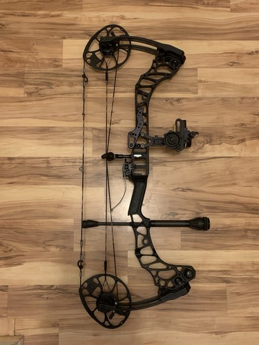 MATHEWS BOWS Vertix RH 70 Ibs 29 Inch Draw Right Hand (Black) | eBay
