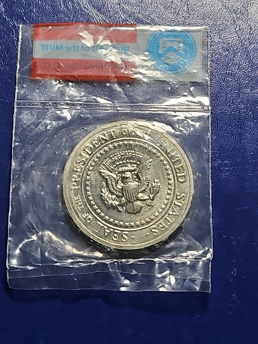 Bureau of the Mint - White House Washington DC Medal - Sealed Coin (MT ...