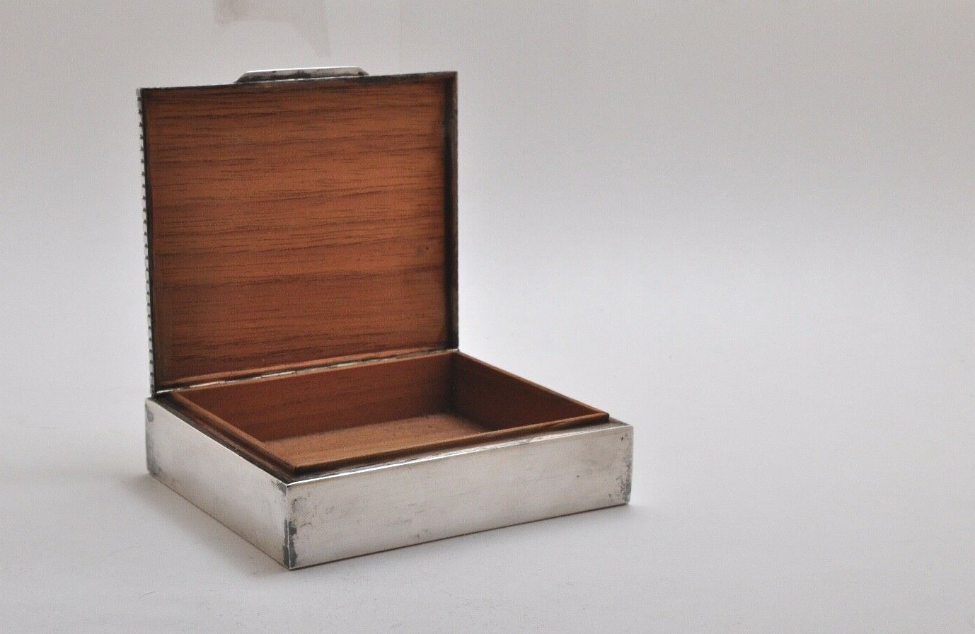 VINTAGE HB Crown Hallmark GERMAN 835 SILVER CIGARETTE or JEWELRY BOX ...